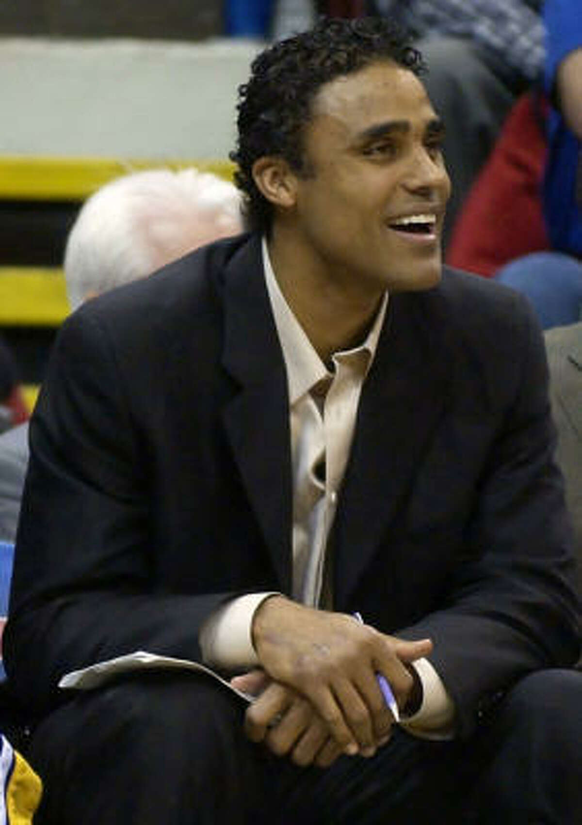 Top 5 sports figures who have ties to the Lakers and Celtics