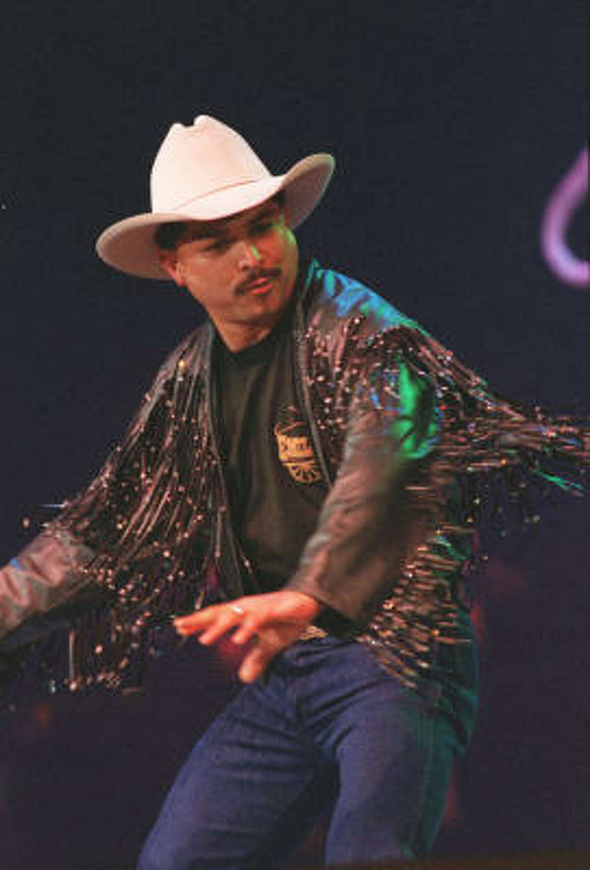 Tejano star Emilio Navaira dies at 53