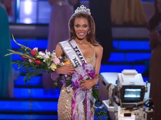 Miss Texas wins Miss USA