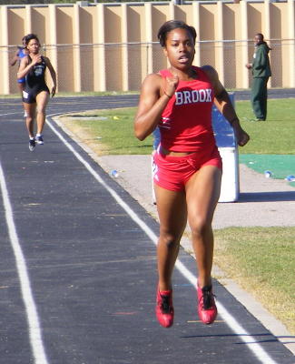 HIGH SCHOOL TRACK: BROWN, MADISON, YATES RELAYS