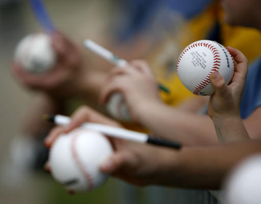 AROUND THE SPRING TRAINING CAMPS: 30 SHOTS FROM 30 TEAMS