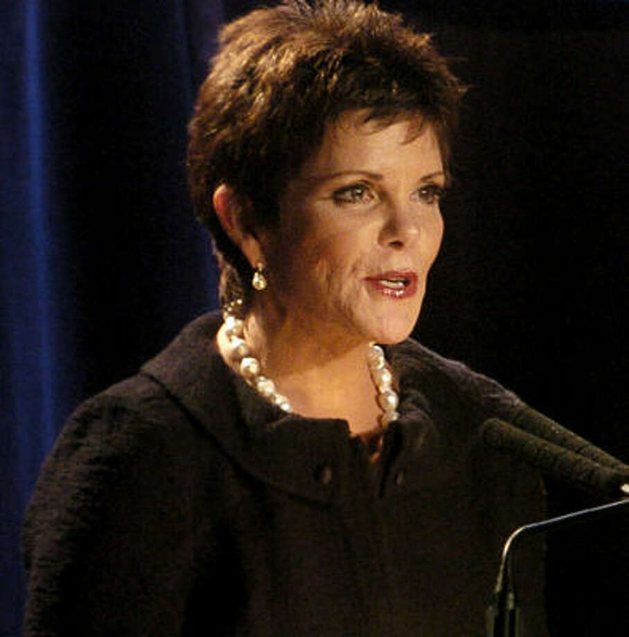 Dunn takes the fall, resigns at HP - Houston Chronicle