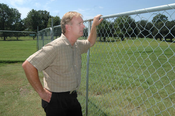 No more 'fore' at Treeline; homes to replace golf course