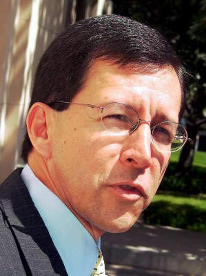 Ex-attorney general Morales at halfway house - Houston Chronicle