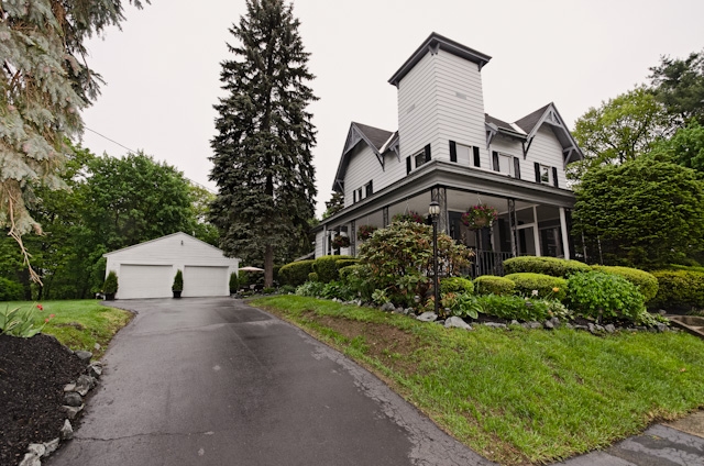 House of the Week: Spacious in Troy