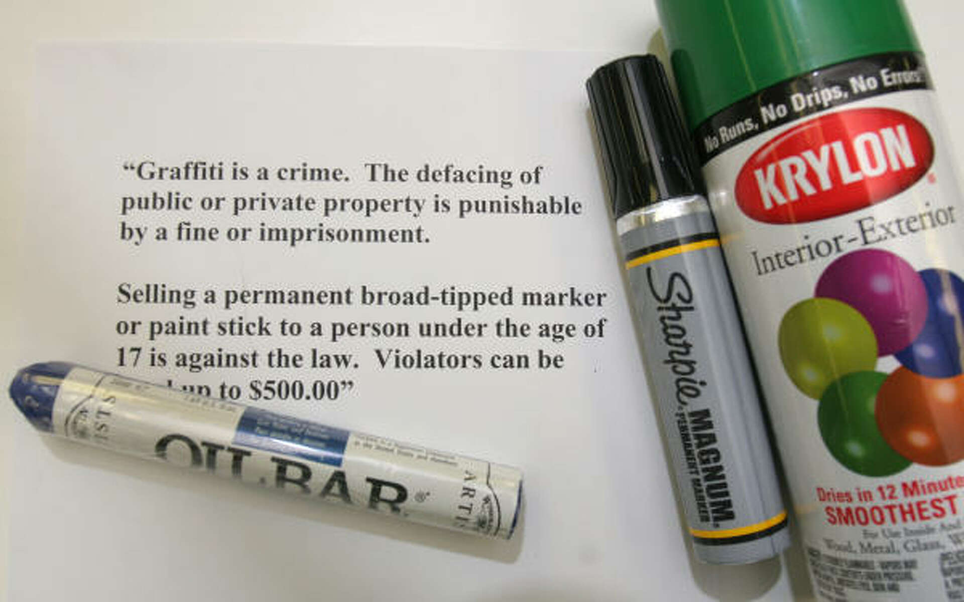 Houston graffiti law sets fines for landlords, tenants