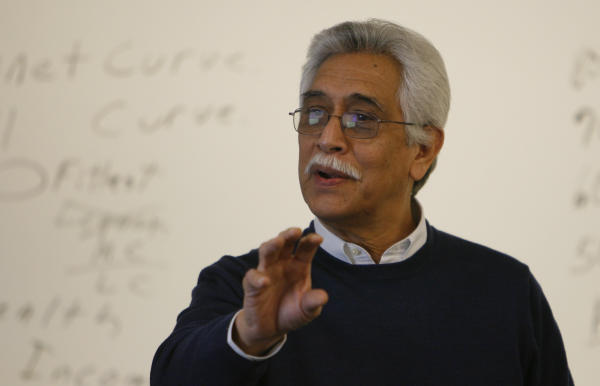 UH professor sees growth in Latino studies