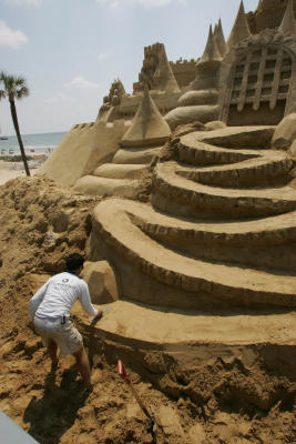 JUST FOR FUN: World's tallest sandcastle
