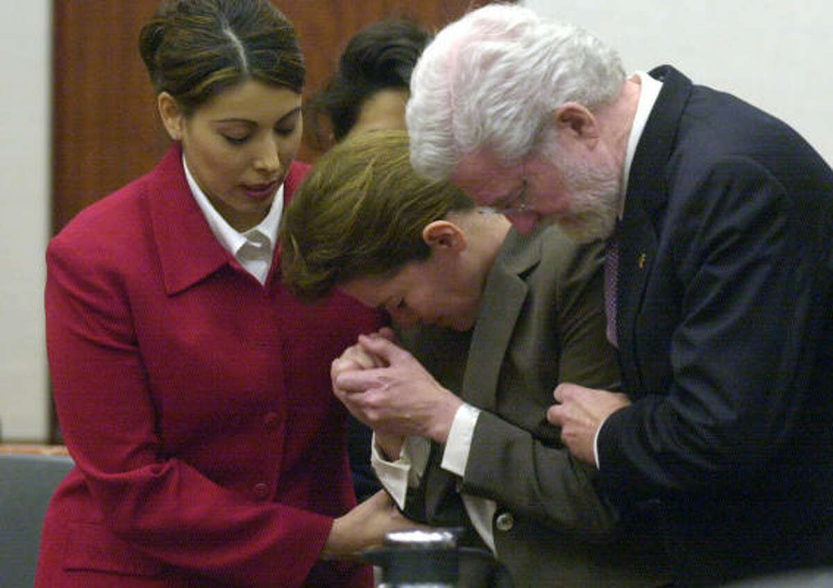 Clara Harris claims bad lawyer, requests new trial