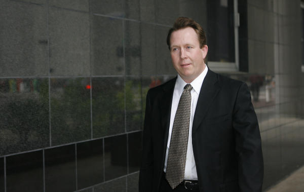 Ex-Enron executive gets 2 1/2 years in prison