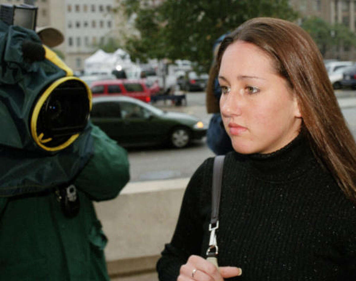 Clara Harris seeks new trial in husband's death