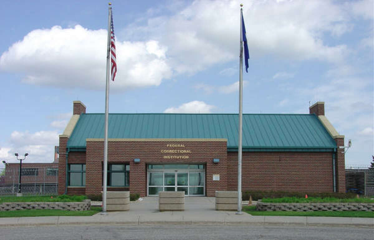 Time runs out Dec. 12 for Skilling's freedom