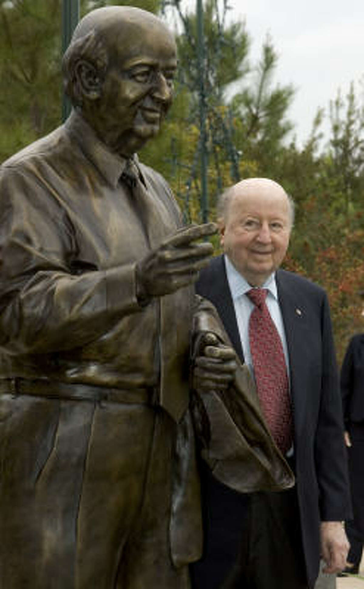 Oil giant, developer George Mitchell dies at 94