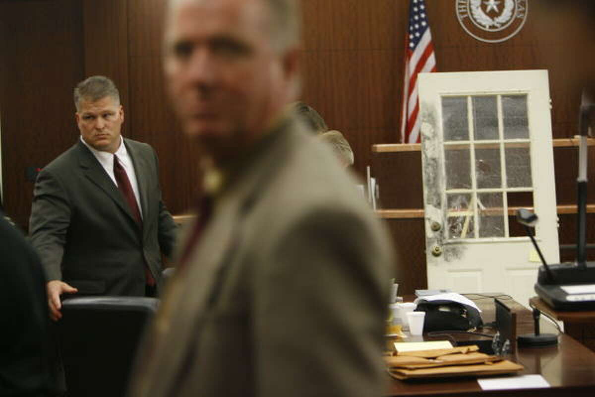 Lawyers want DA's office to step aside in Temple murder review