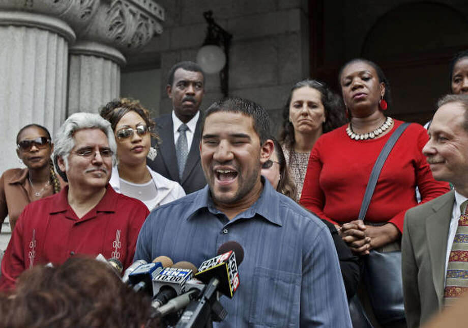 Milwaukee police beating trial - Houston Chronicle