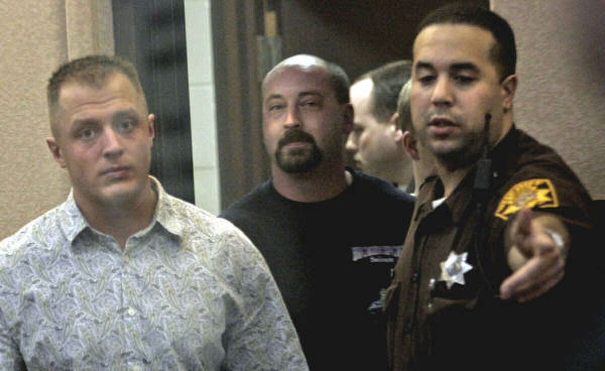 Milwaukee police beating trial