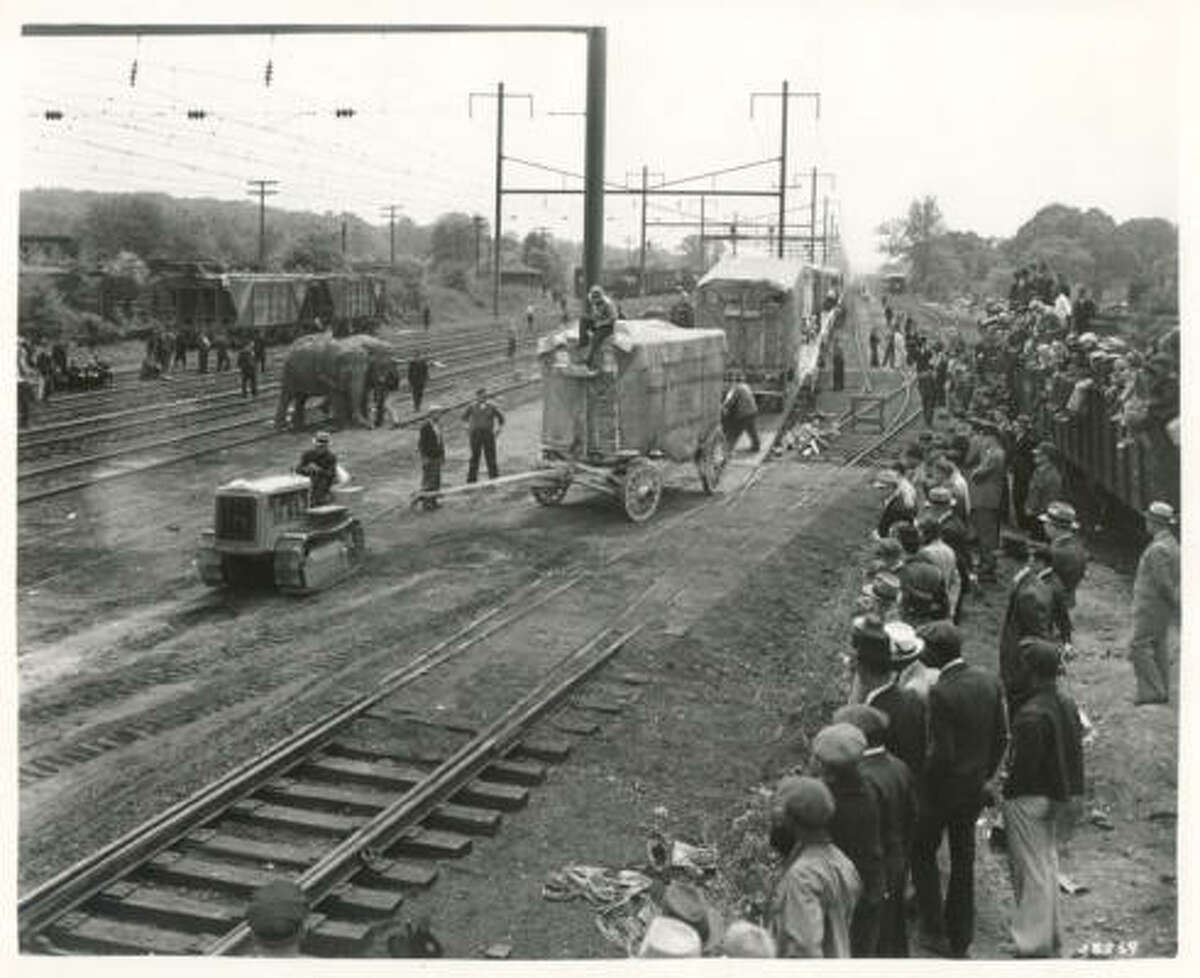 Life on the circus train