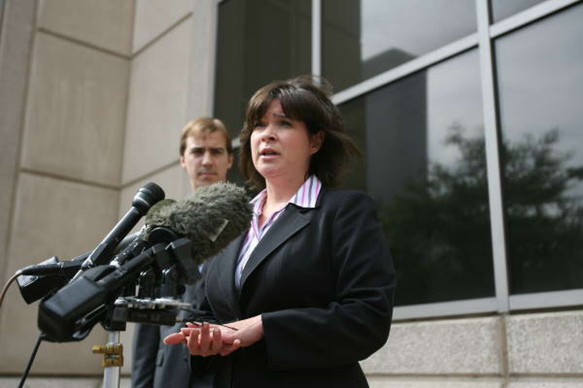 Hung jury in gang stabbing death trial