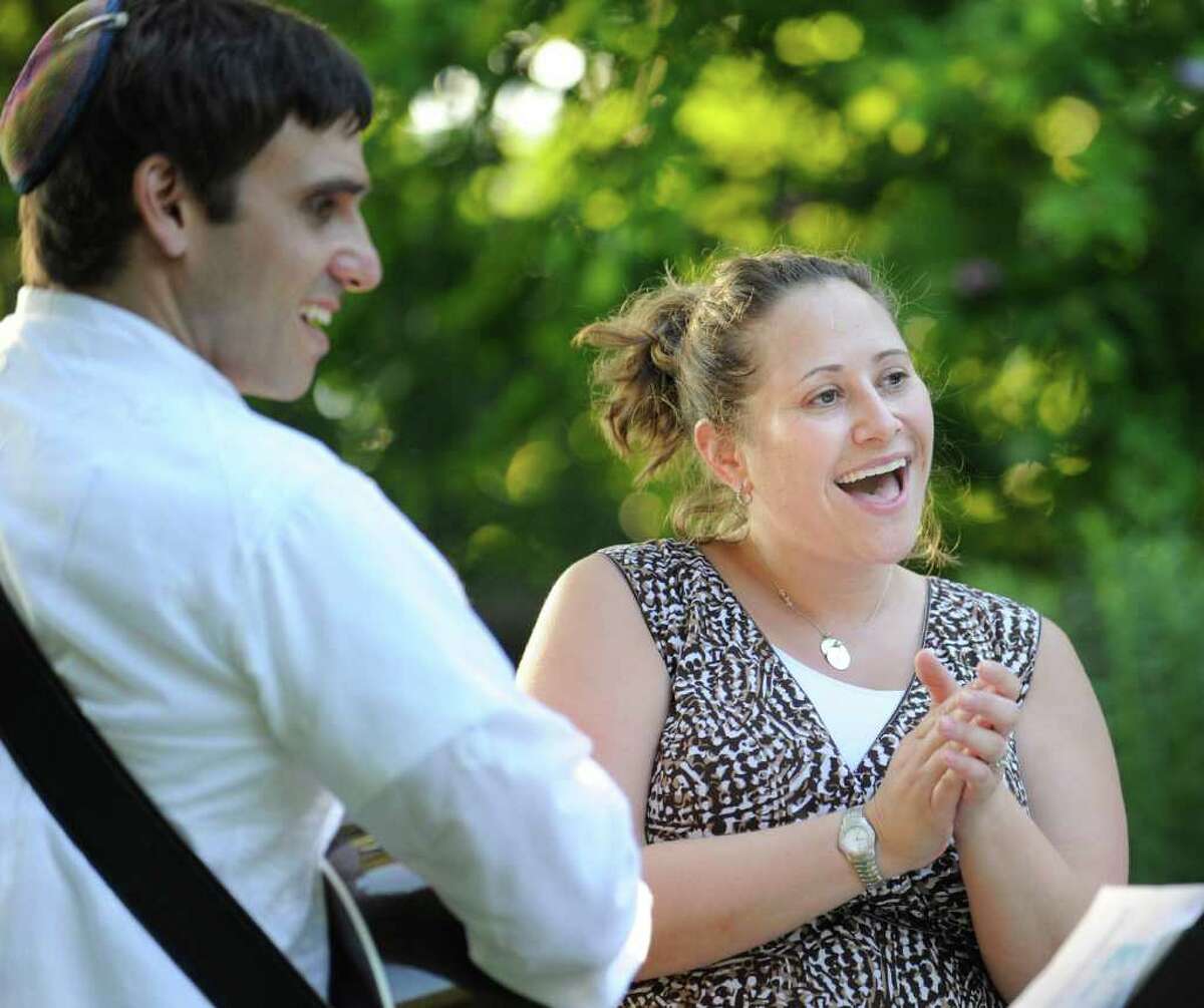 Greenwich's Temple Sholom ventures into the great outdoors