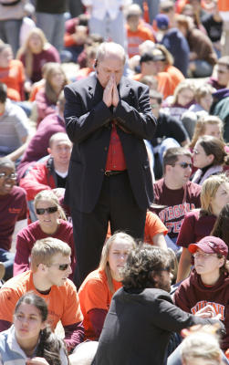 Virginia Tech remembers victims