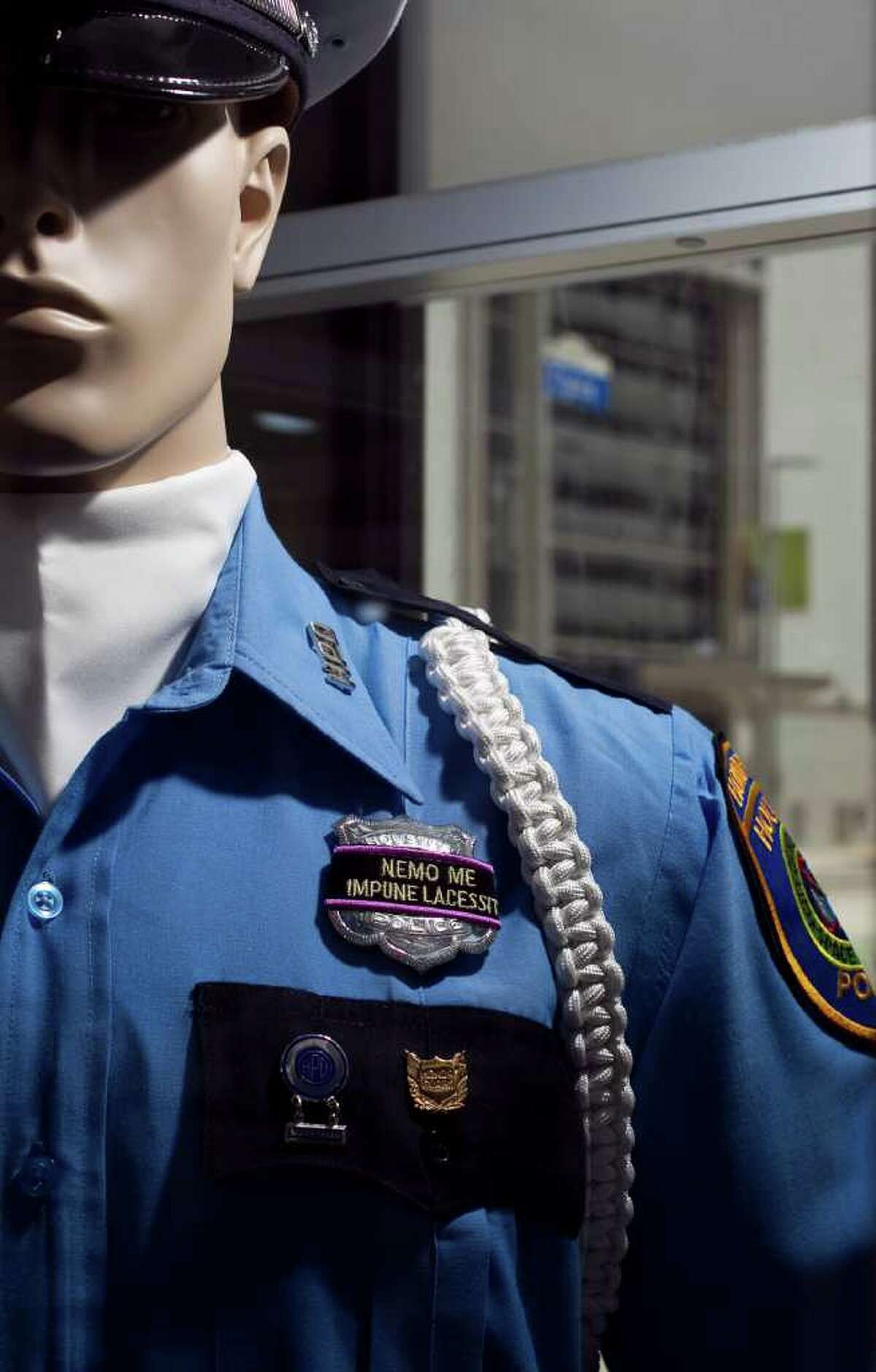 HPD considers new uniforms, badges and cars