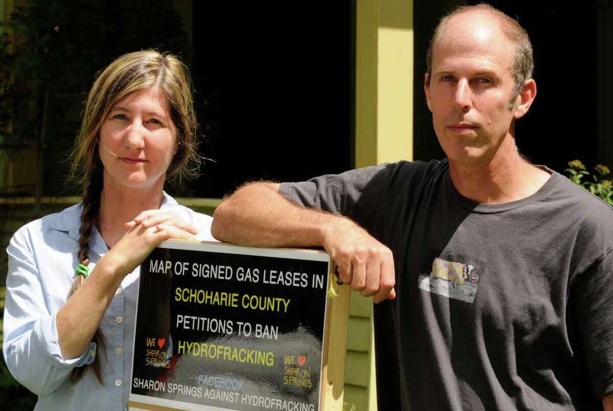 Safety fears fracture gas drilling debate