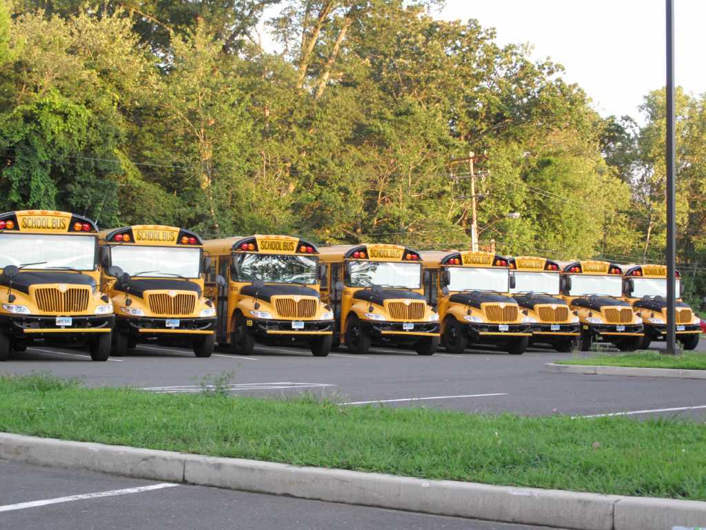 Town Council considers hybrid school bus