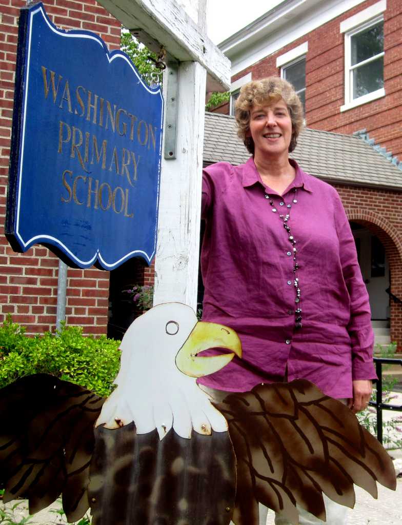 Washington principal bids farewell