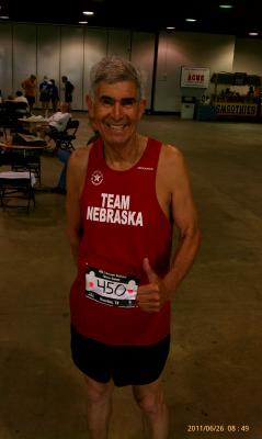 José Badillo corre contra todo