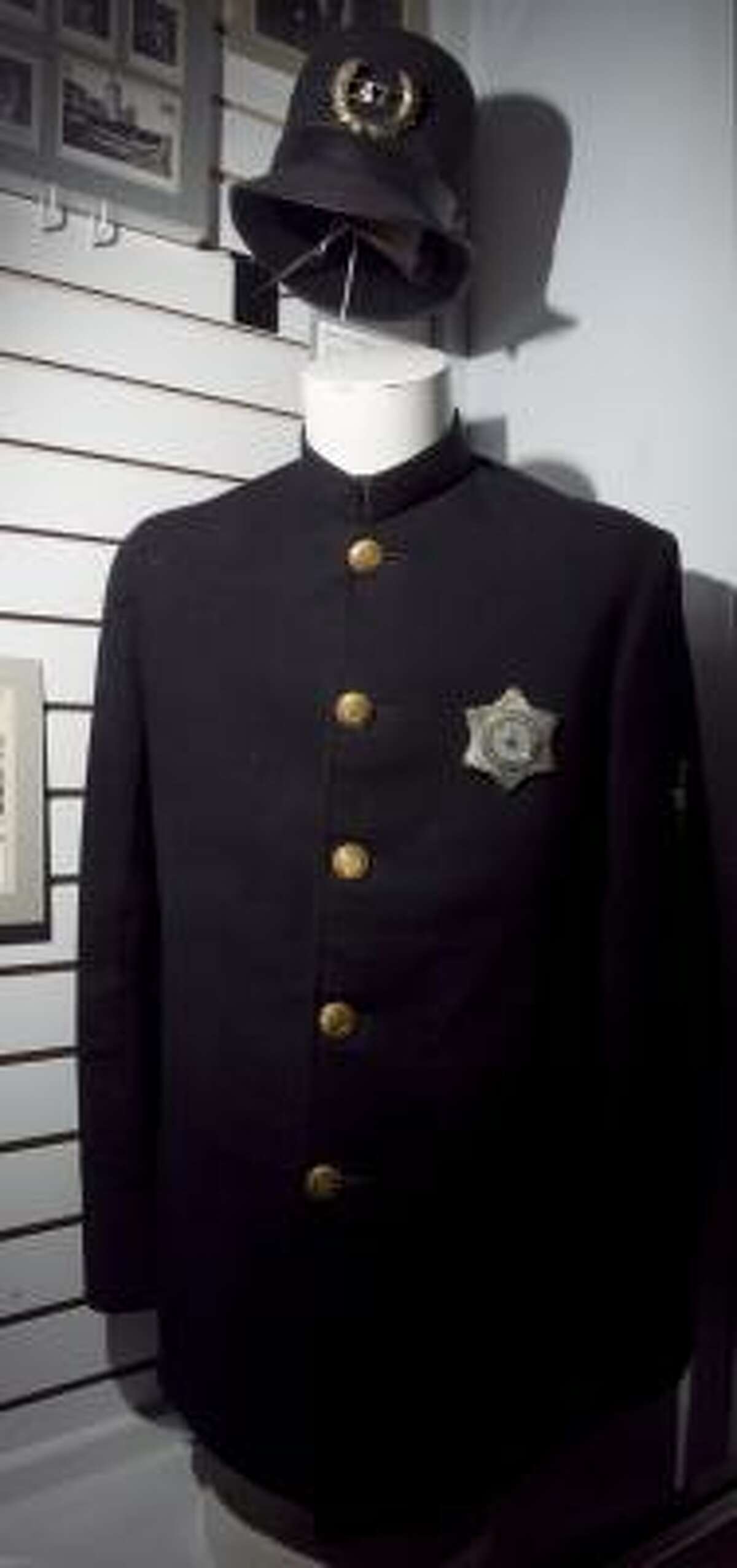 HPD's uniforms, cars will get makeovers