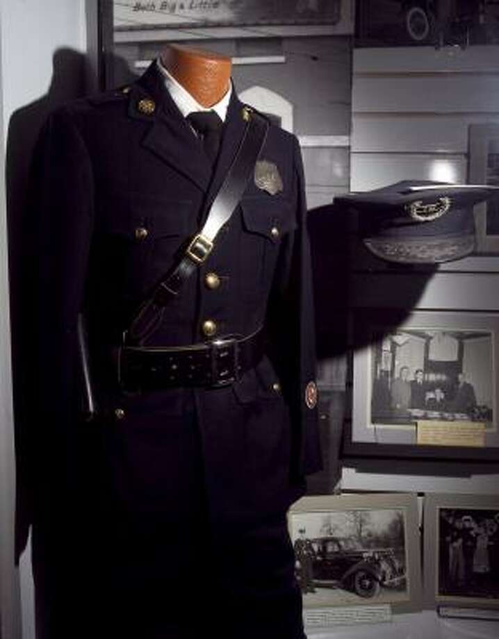 HPD's uniforms, cars will get makeovers - Houston Chronicle