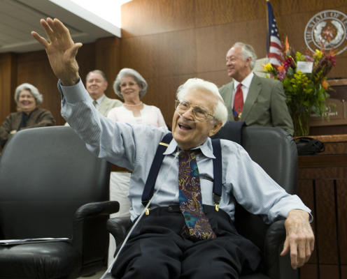 'Wild Bill' Hatten, a figure in Houston law since '30s, dies at 97