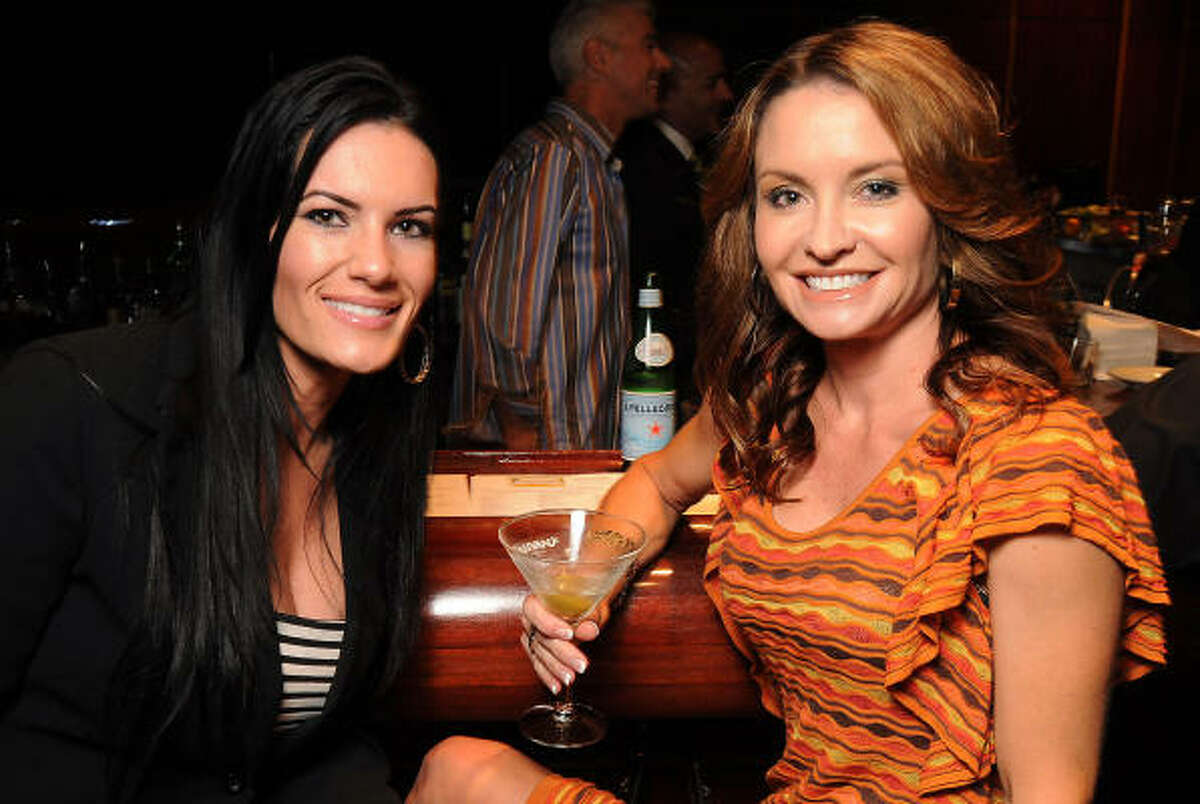 Watching star bartenders at Sullivan's