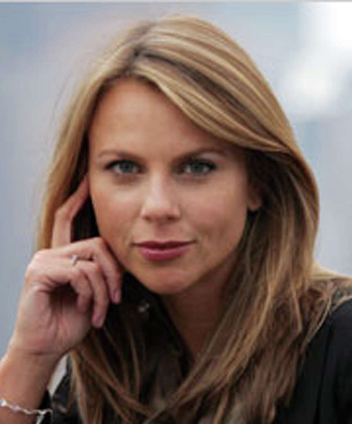 Cbs News Foreign Correspondent Comes To Fairfield U