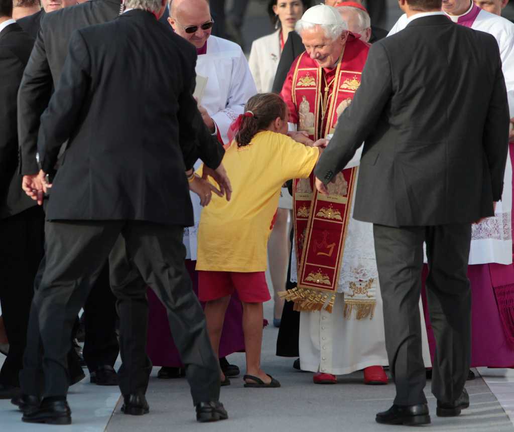 Pope laments 'amnesia' about God