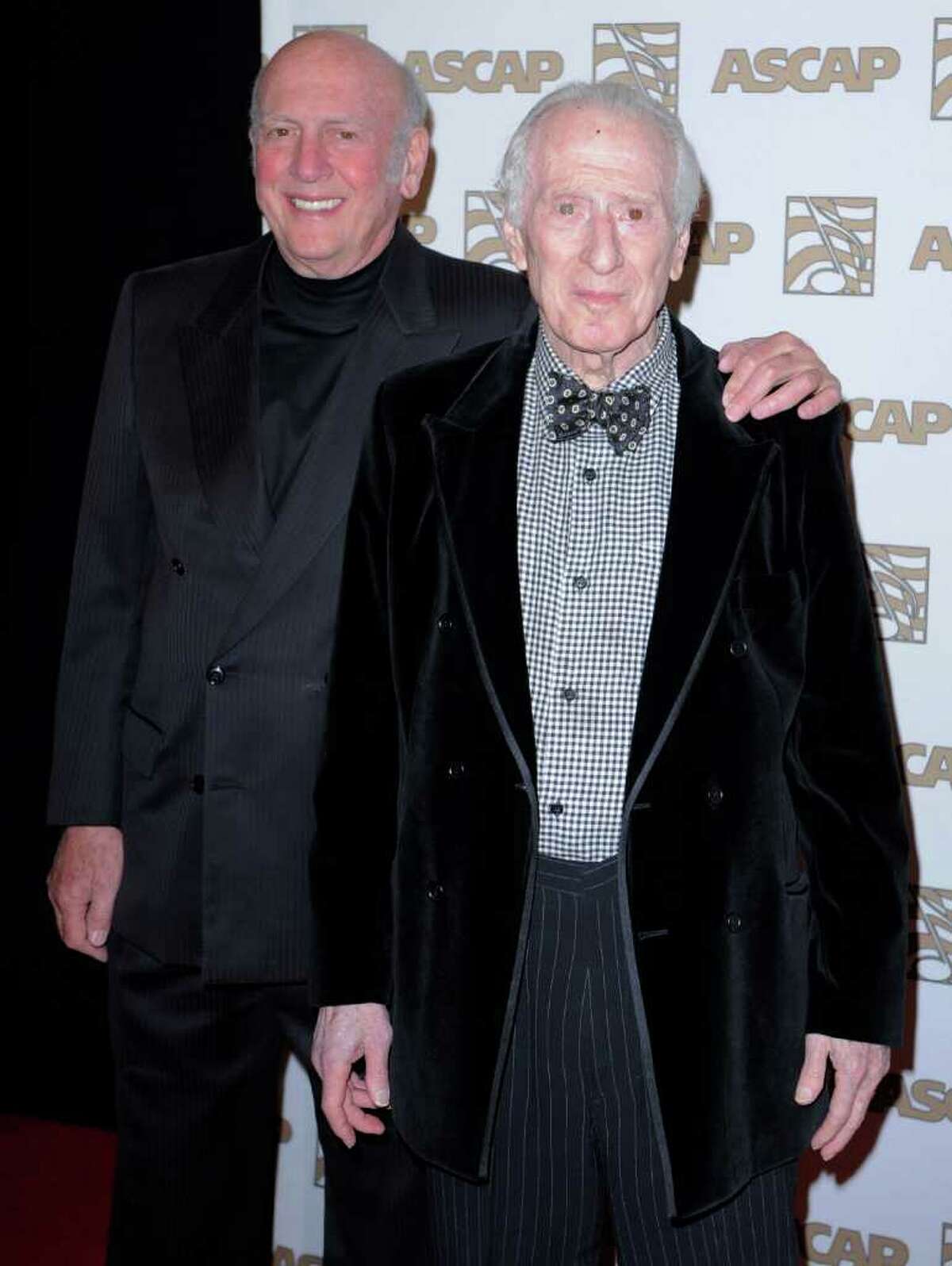 Jerry Leiber dies; wrote lyrics for many rock 'n' roll classics