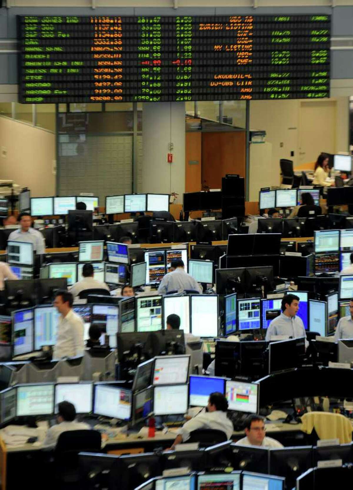 UBS to stay in Stamford for another 5 years