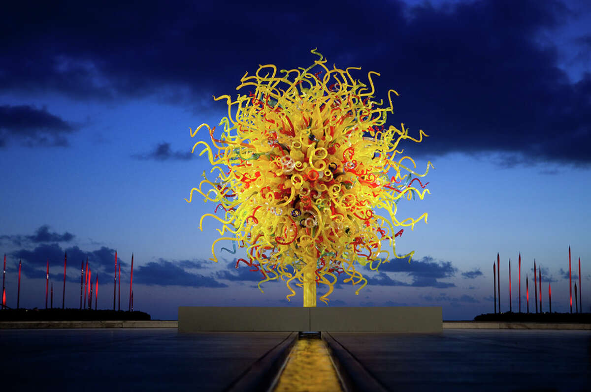 World's largest Chihuly exhibit breaks ground in Seattle