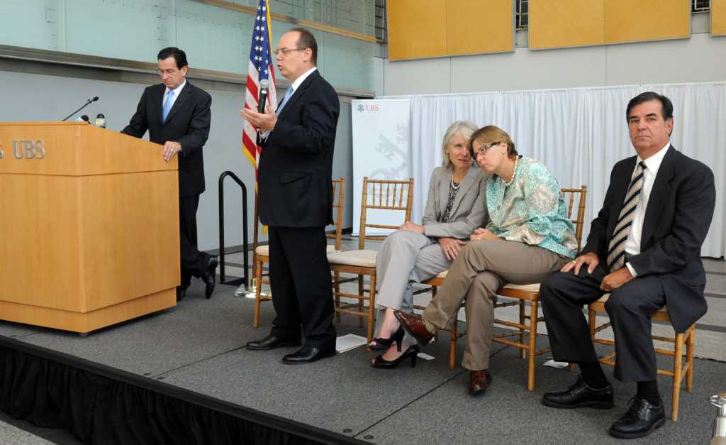 UBS to stay in Stamford for another 5 years