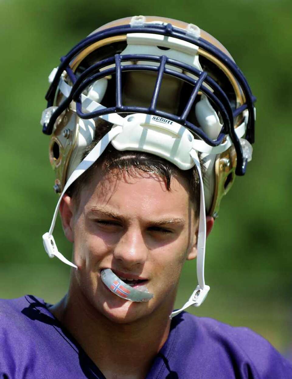 Brothers are QBs' enemy