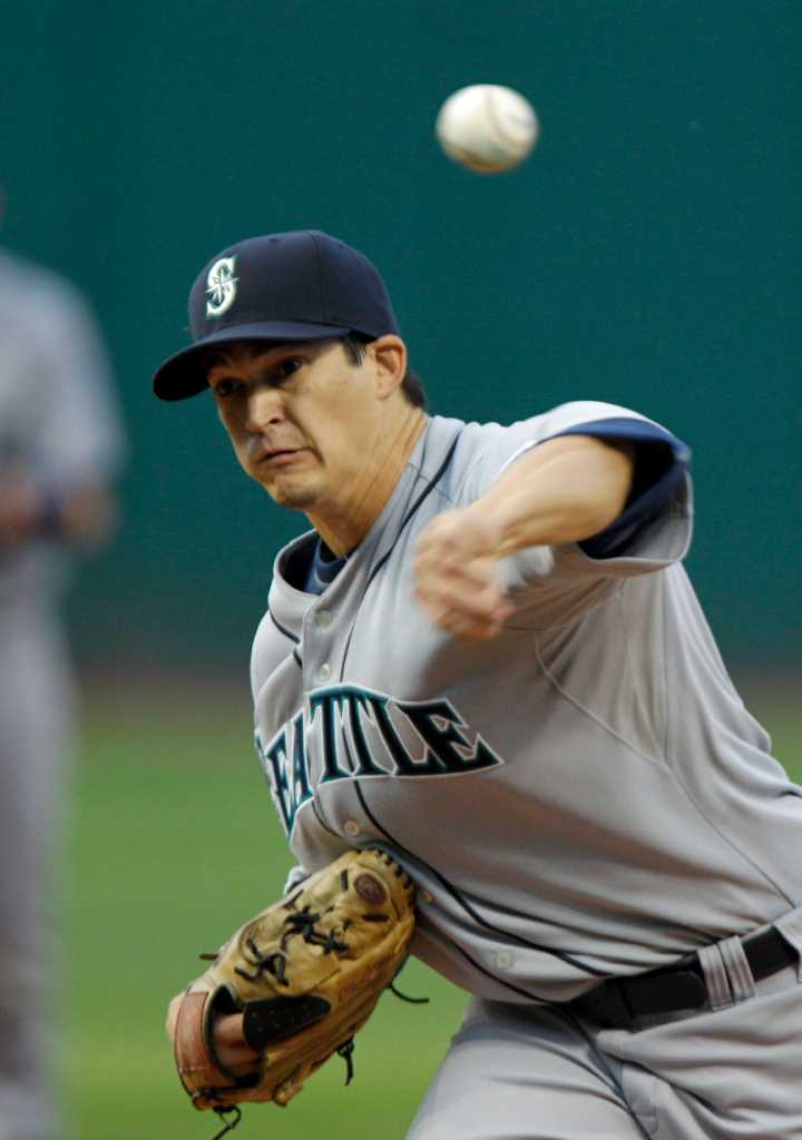 Reagan grad wins Seattle debut