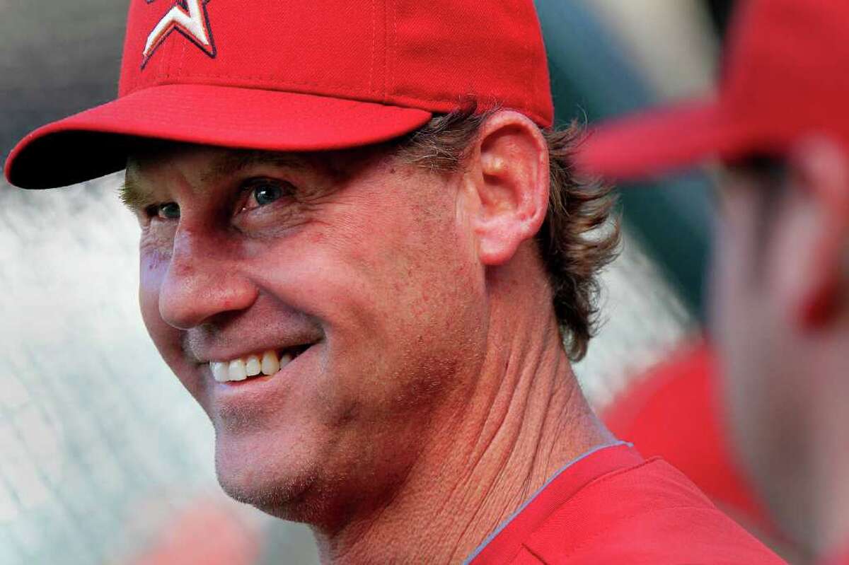 Rockies win battle of the long ball with Astros