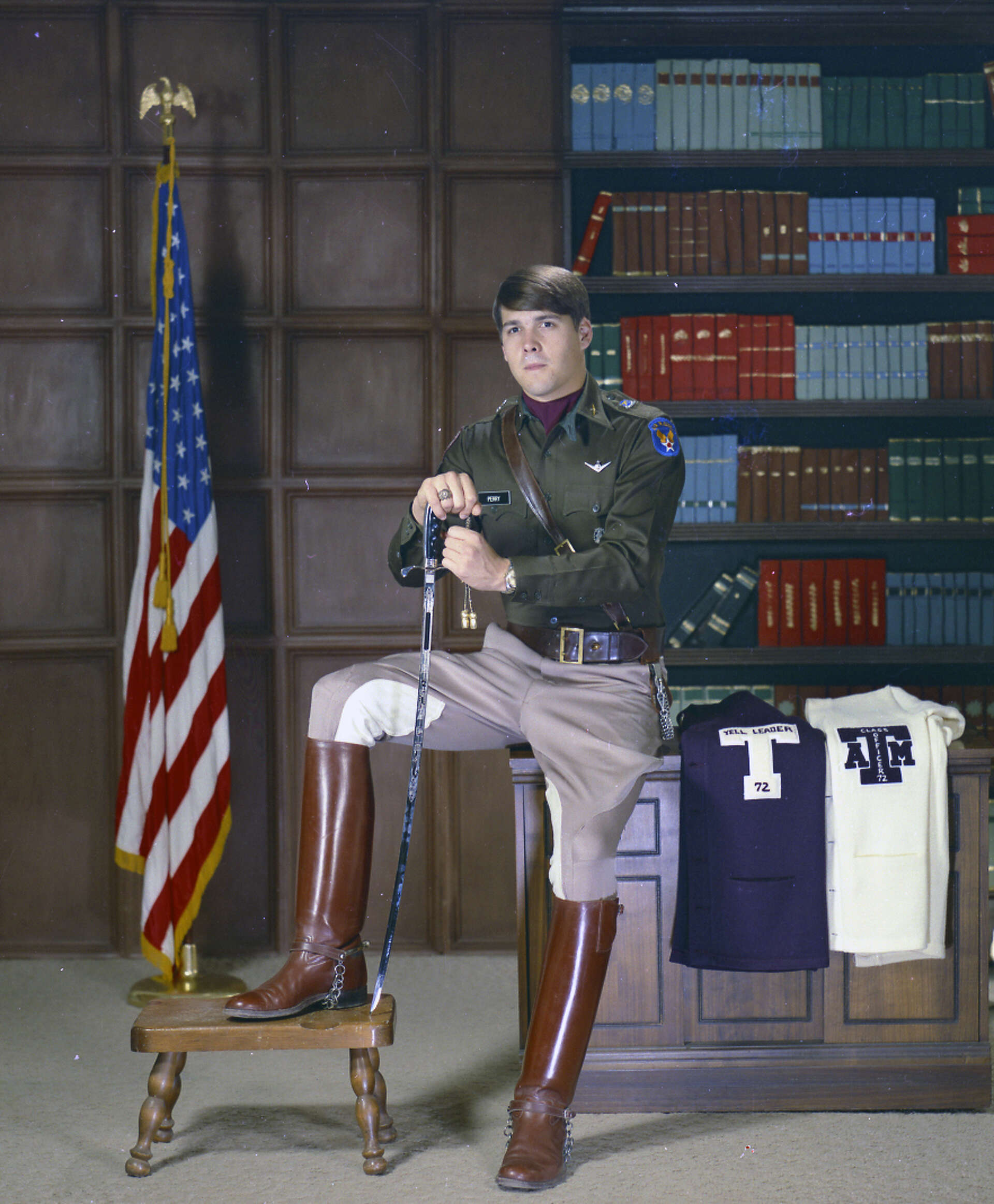 Gov. Rick Perry for decriminalization of pot