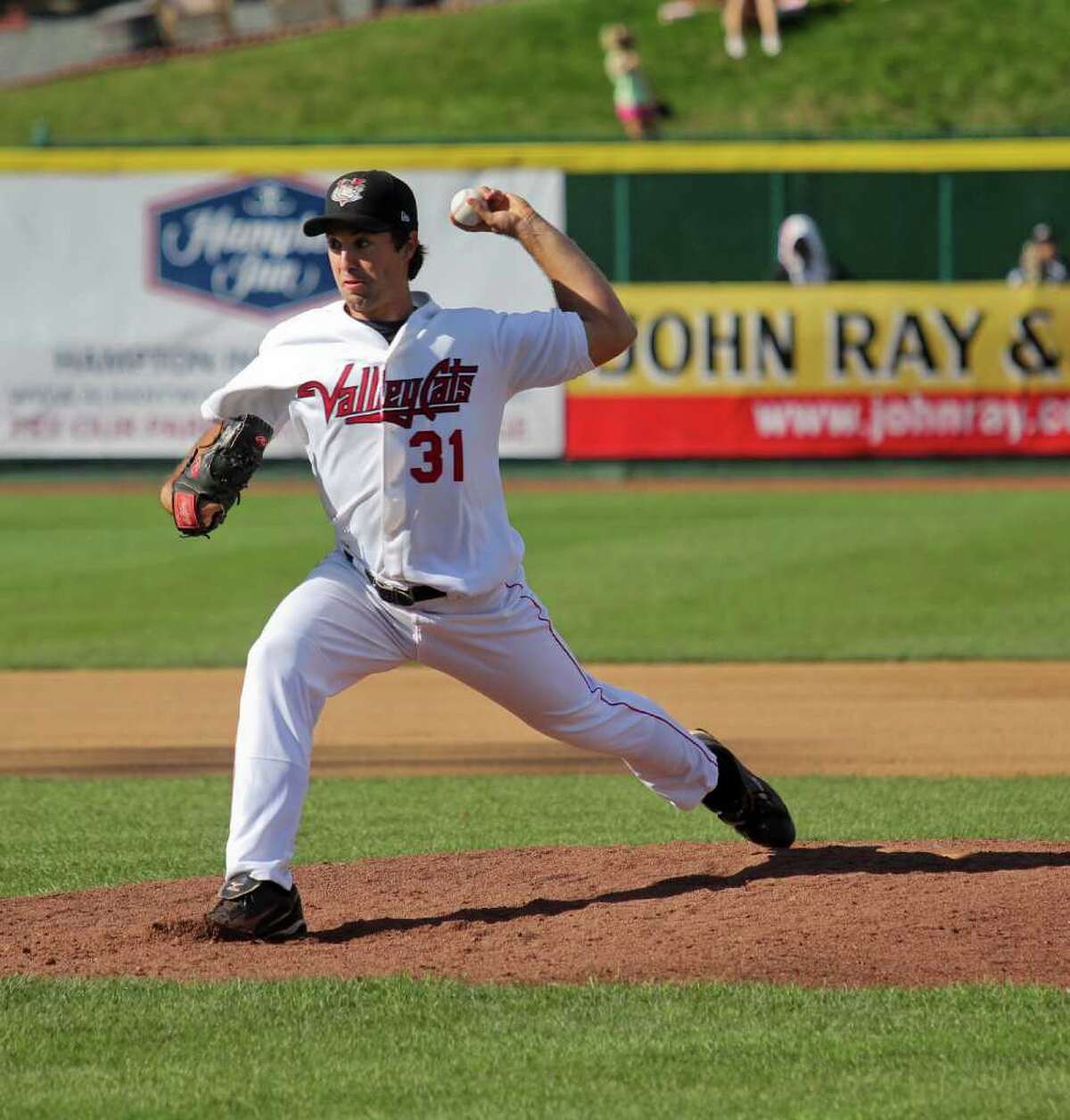 ValleyCats swept to close their home schedule