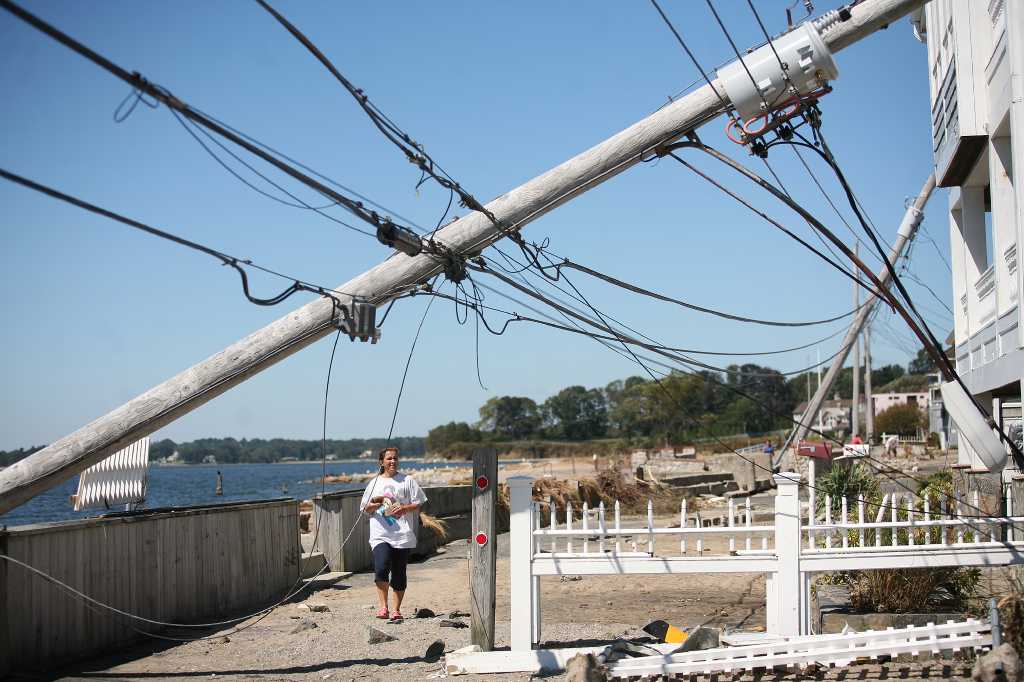 More than 300,000 still without power; 2 entire towns in the dark