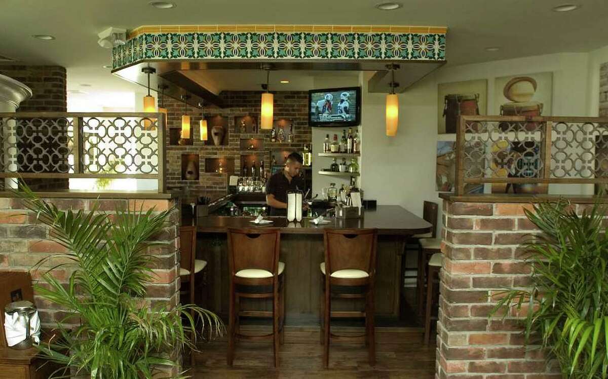 Dining: Mezón evokes Spanish nightlife in Danbury