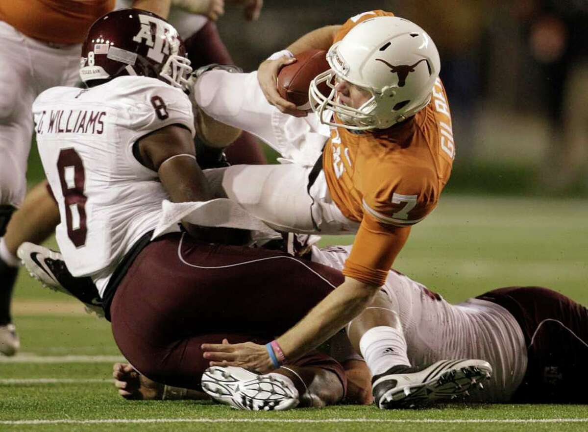 Longhorns' Gilbert elects to transfer