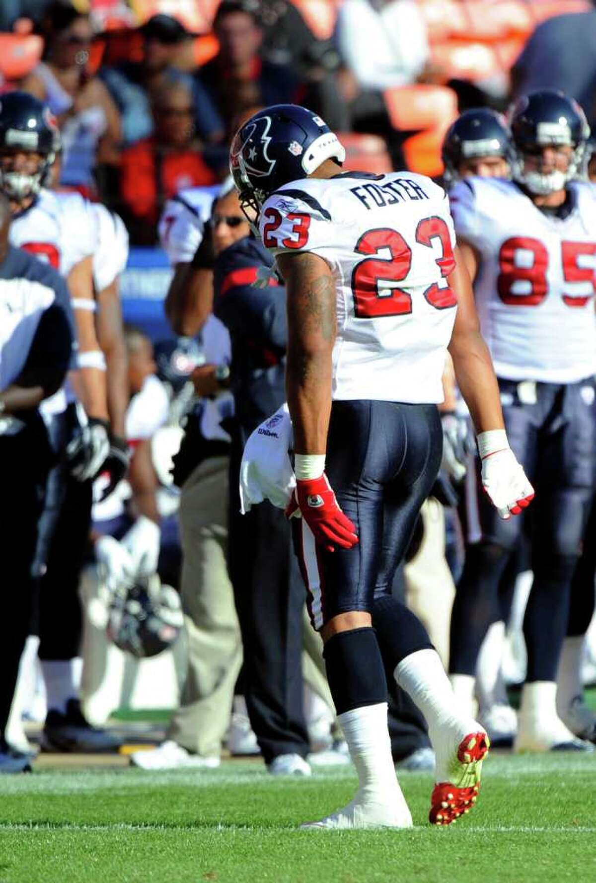 Foster back at practice and expected to play vs. Dolphins