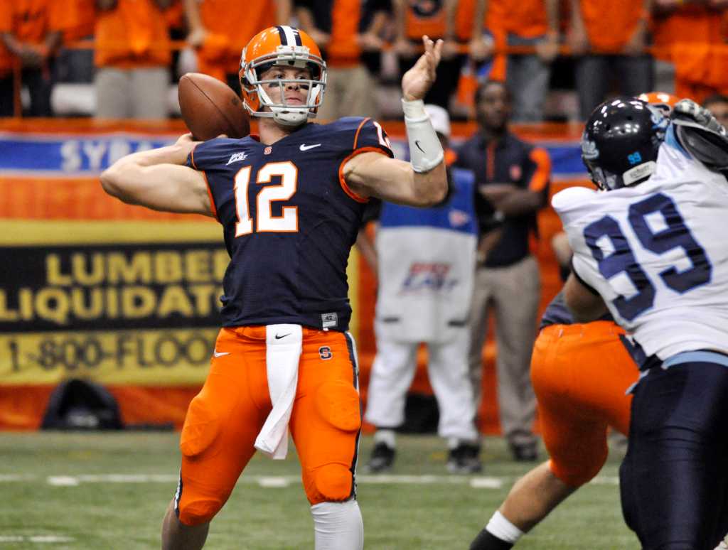 Syracuse QB welcomes pressure