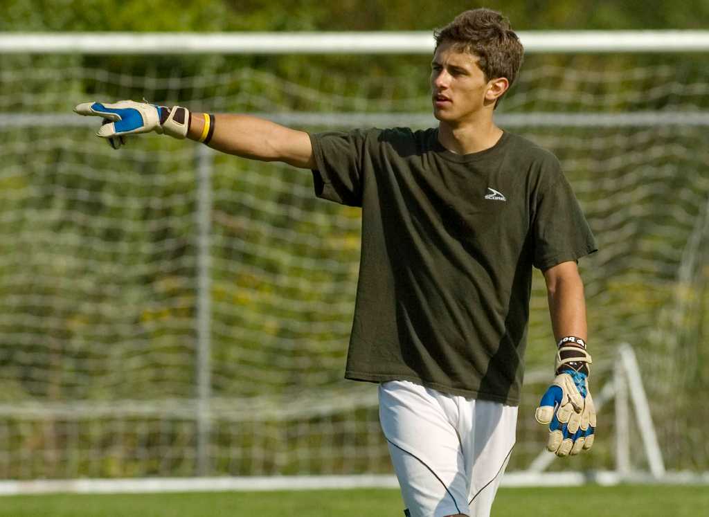 No Mistaking It: Deyo, Bethel soccer back for more